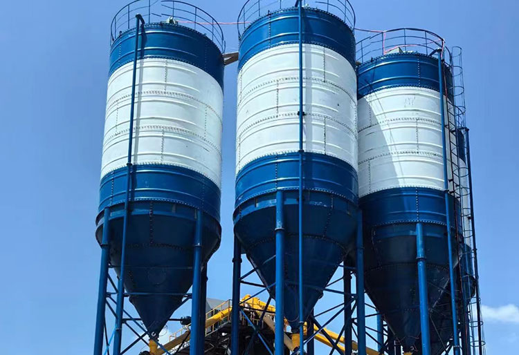 Installation steps of cement silo dust collector in concrete batching ...